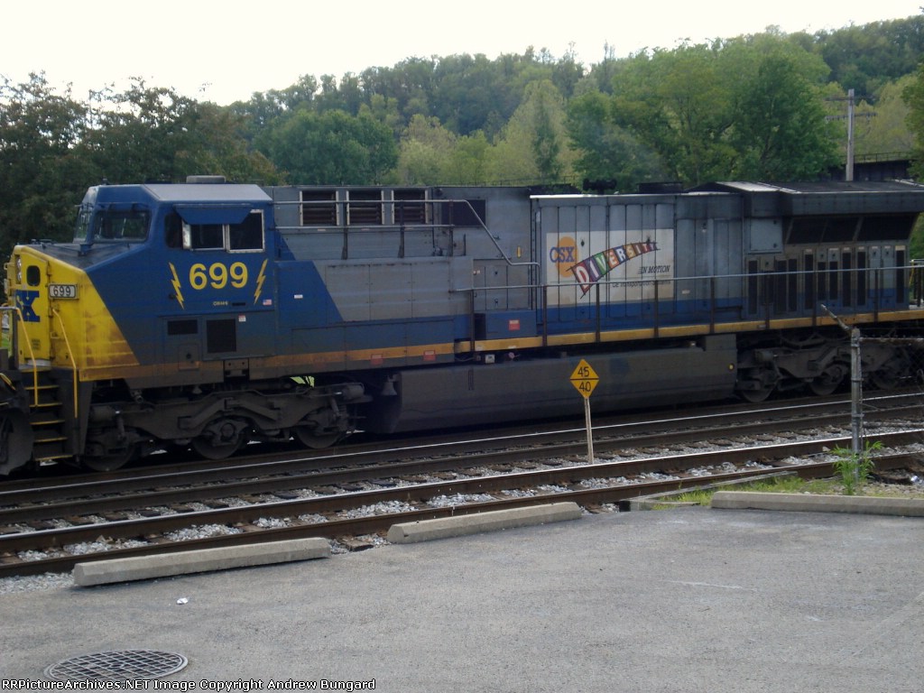 CSX 699 GE CW44-6 May 24, 2008